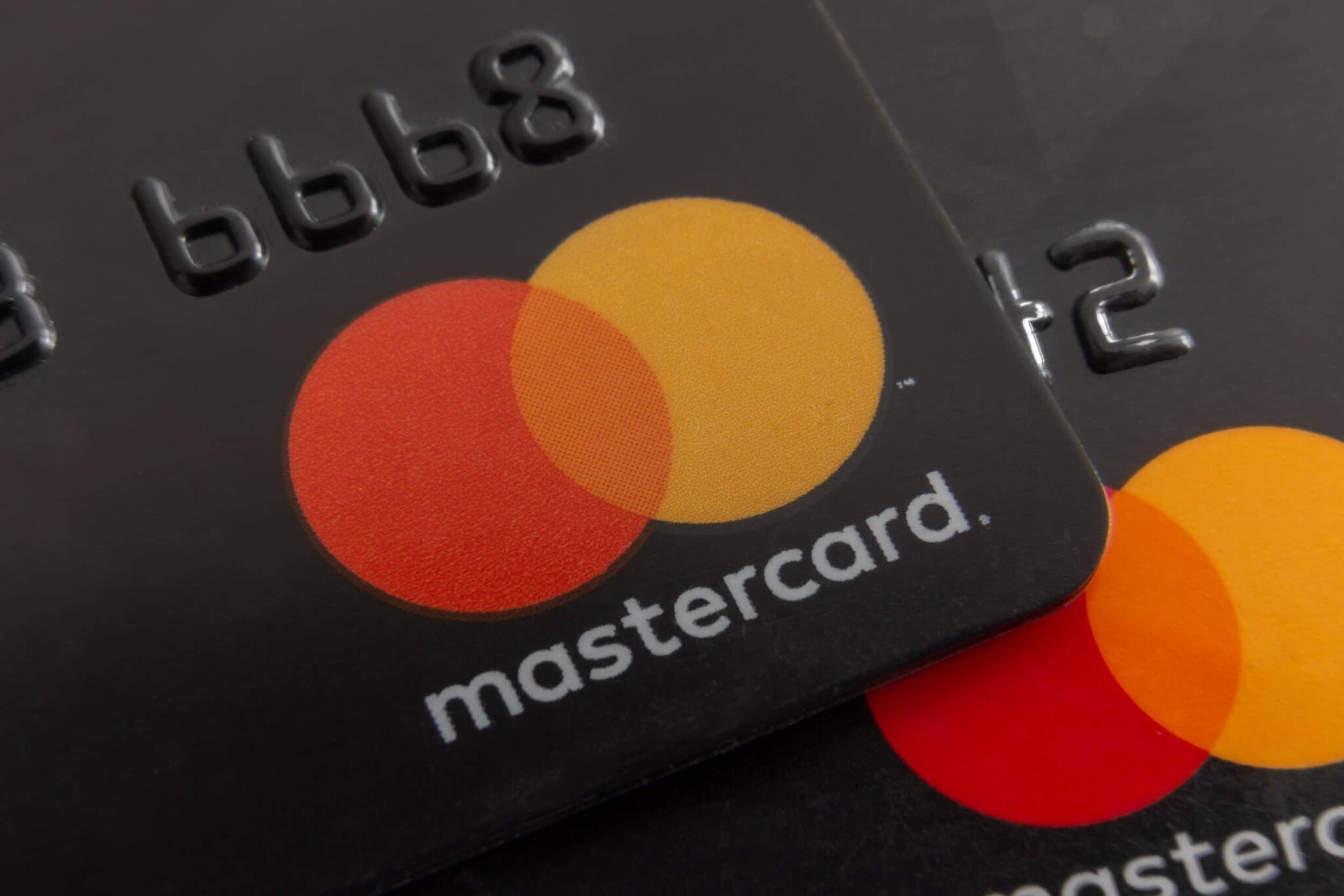 Samsung and Mastercard Are Working on a Biometric Scanning Payment Card ...