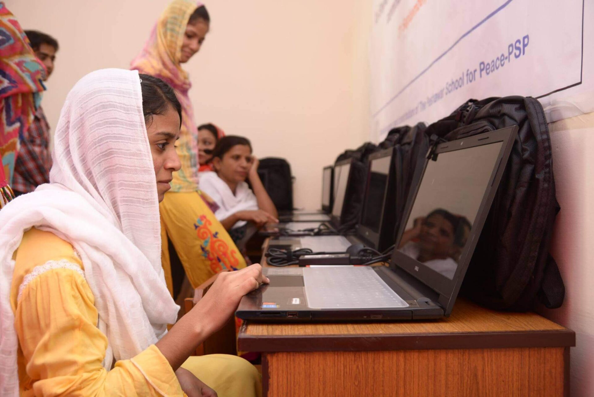 SBP Chief Says Only 29% of Pakistani Women Have Bank Account – Startup ... SBP Chief Says Only 29% of Pakistani Women Have Bank Account – Startup ...
