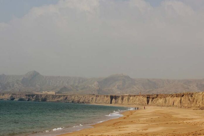 10 Top Karachi Beaches to Visit – Startup Pakistan