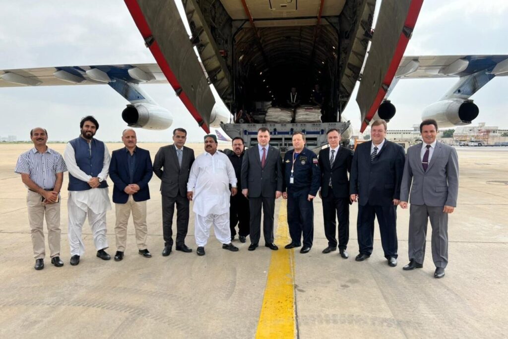 First flight from Russia with flood relief goods lands in Pakistan ...
