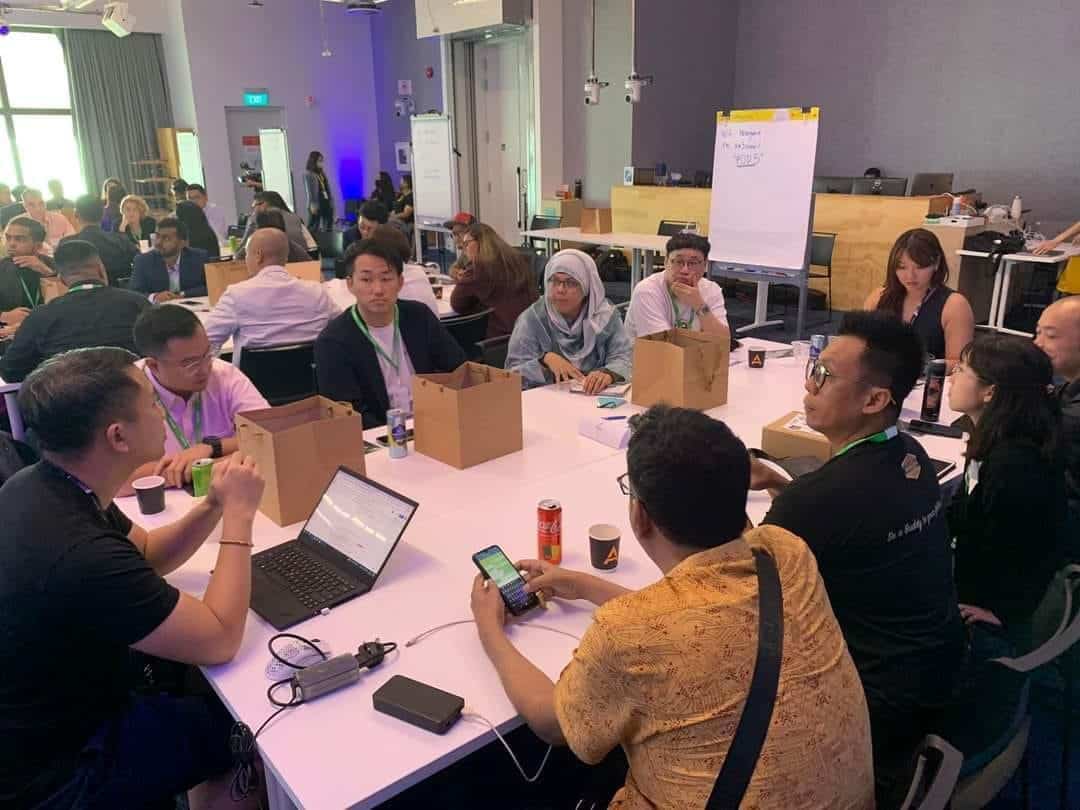 Umm e Azaan Representing Pakistan at META APAC Community Day 2022 ...