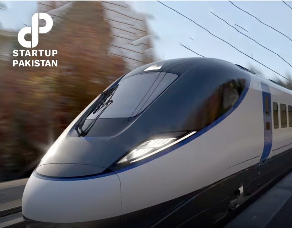 Now You can Travel on one of th World's Fastest Train in Saudi Arabia ...