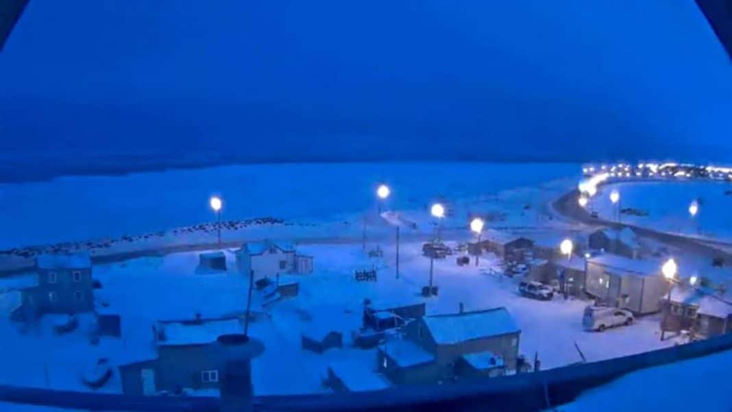 Sun Has Officially Set in Utqiagvik Alaska & Will Stay Dark for 64 Days ...