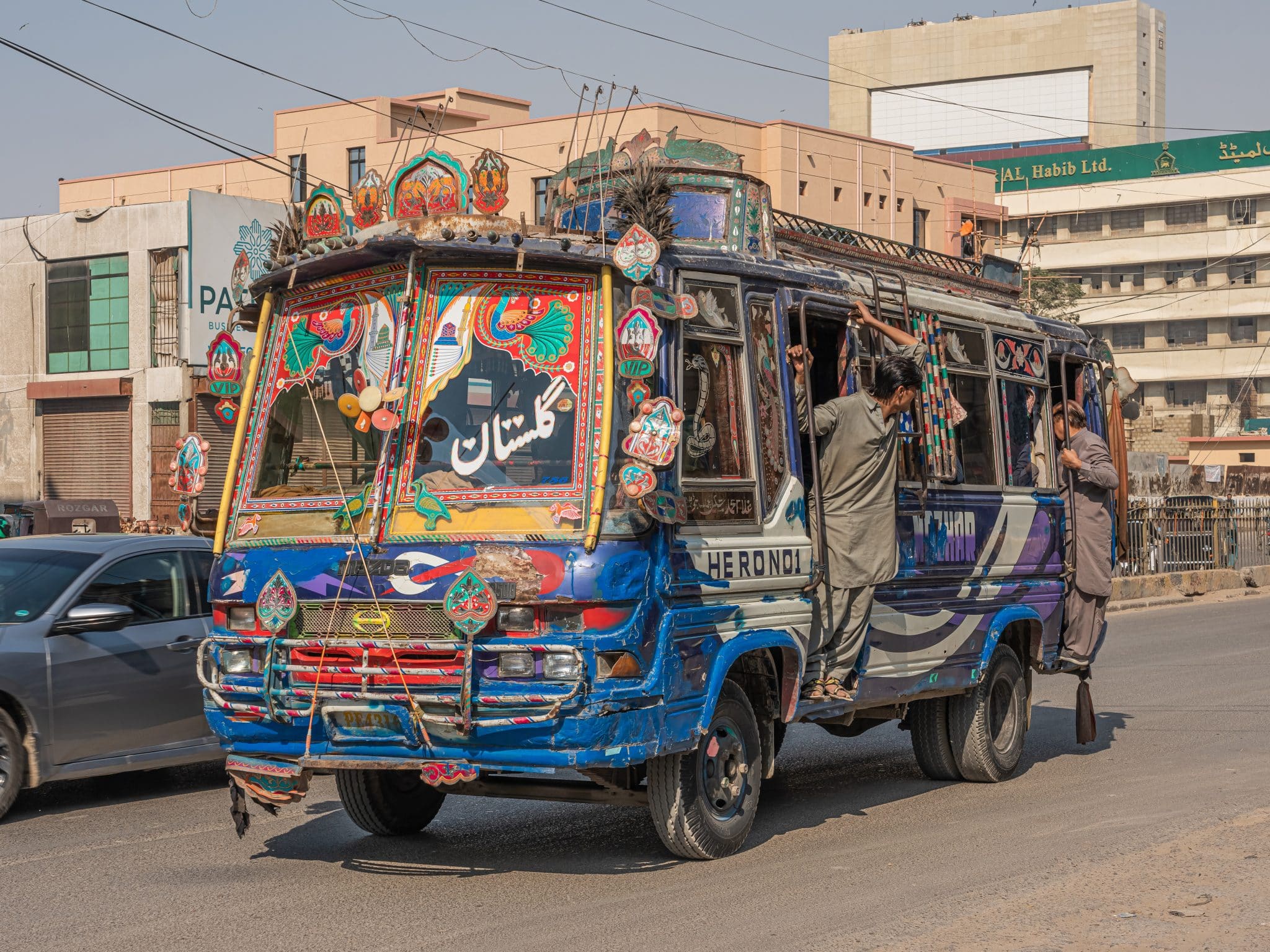 11 Year Old Boy Caught Driving Passenger Bus in DHA Phase 8 in Karachi ...